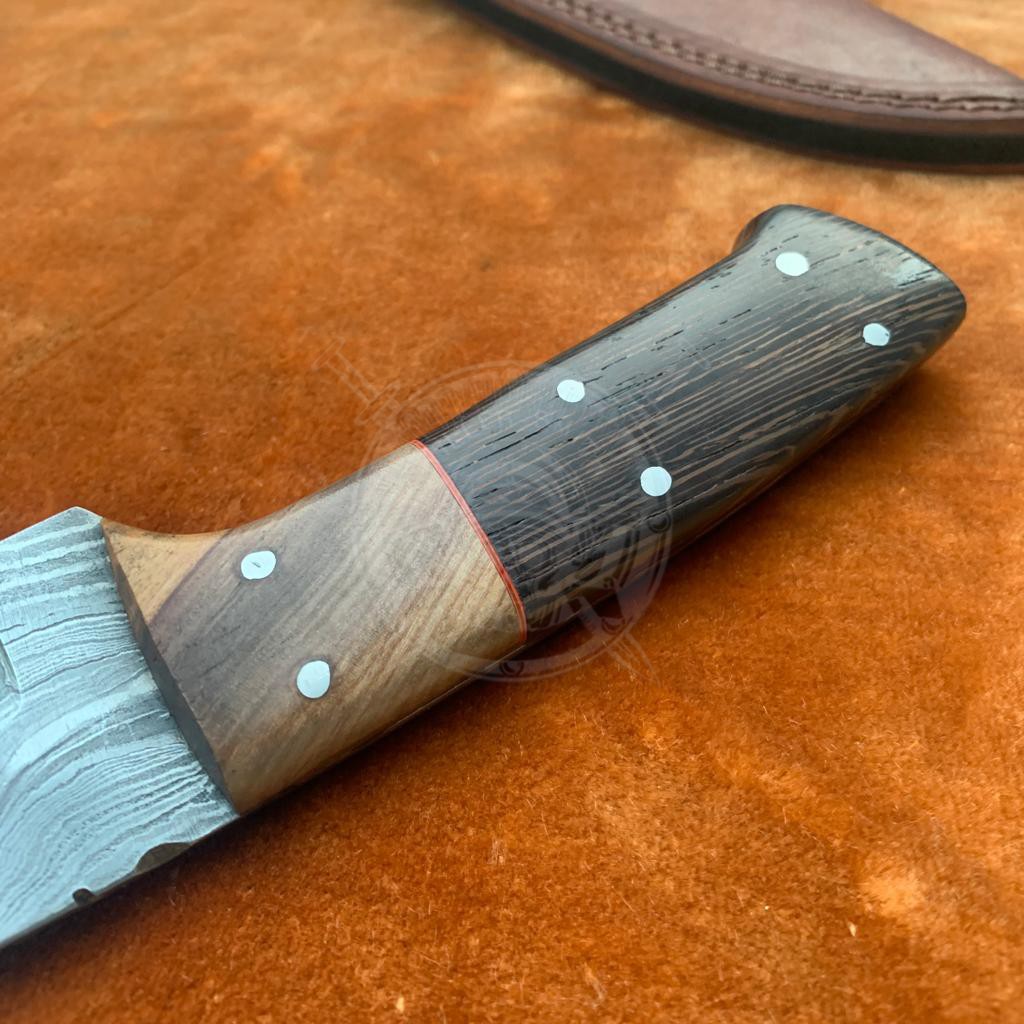 Handmade Twist Blade 10″ Professional Hunting Knife Comes With Leather ...